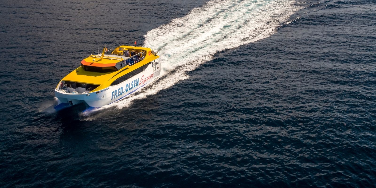 Travel comfortably and save time in La Gomera with the Benchi Express!